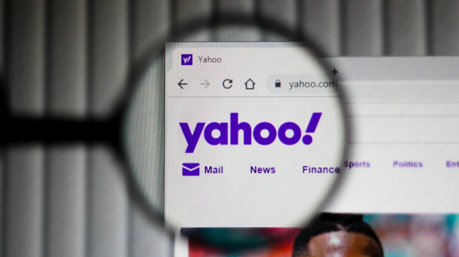 Comment supprimer Yahoo! Rechercher à partir de Google Chrome