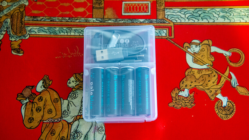 Examen des piles rechargeables Paleblue AA USB-C